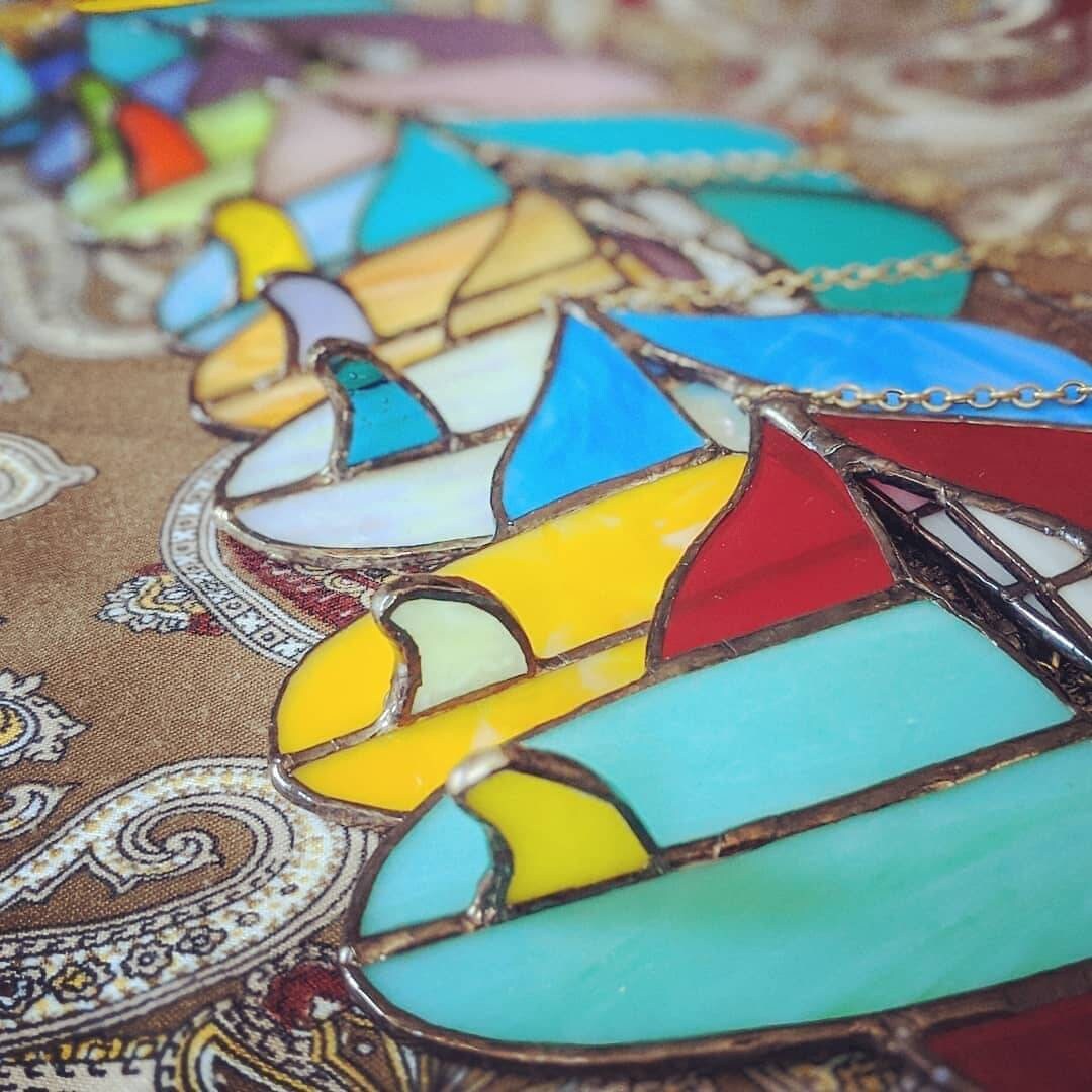 Funky Stained Glass Surf Lips - Etsy