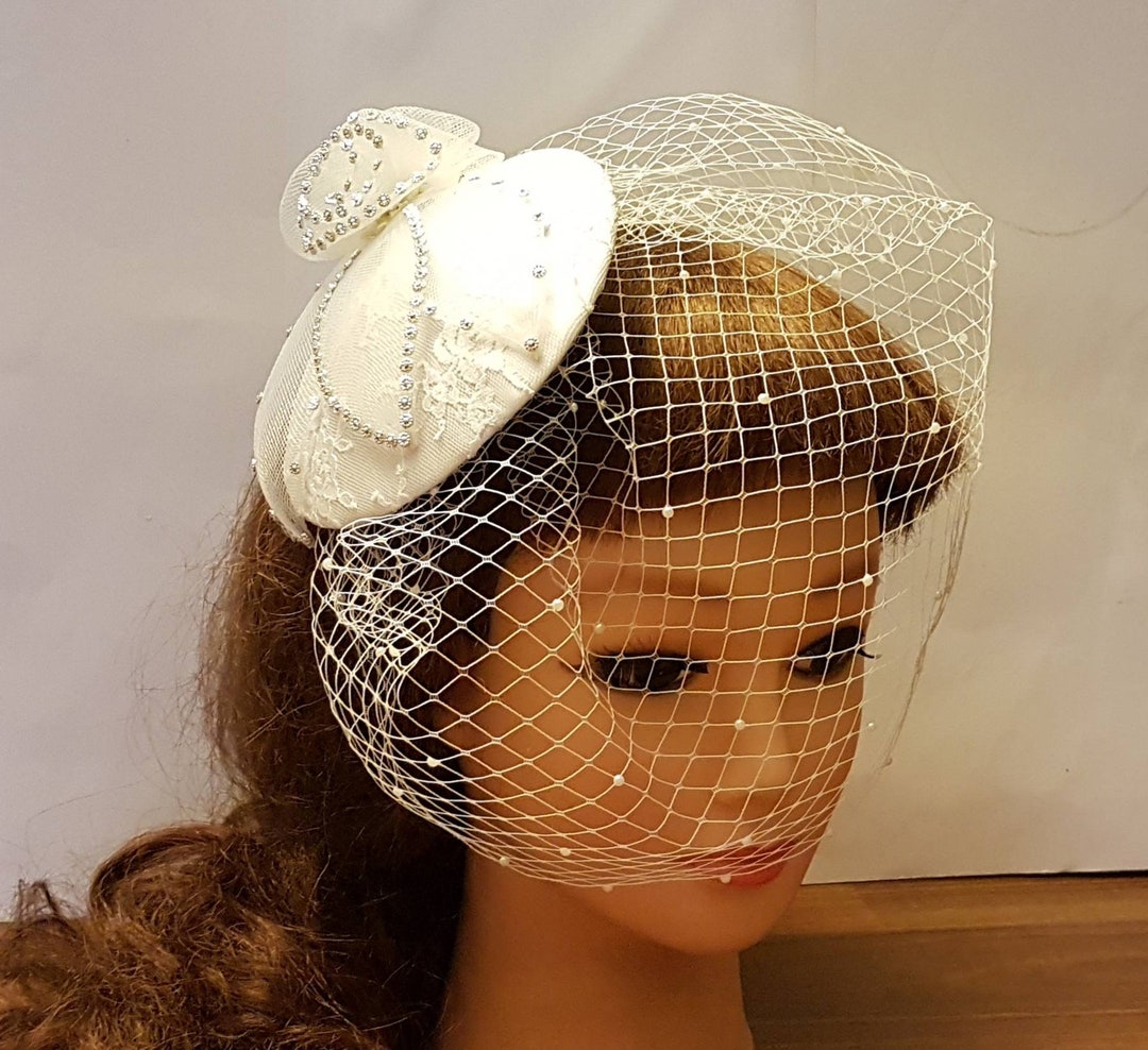 Vintage 1940s-50s Fascinator Veil Hat White, Ivory Lace Hat #birdcage ...