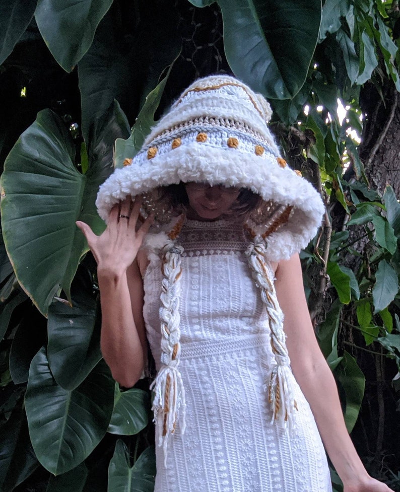 PATTERN: Fae Elf Hood / Long pointed hood / Freeform crochet | Etsy