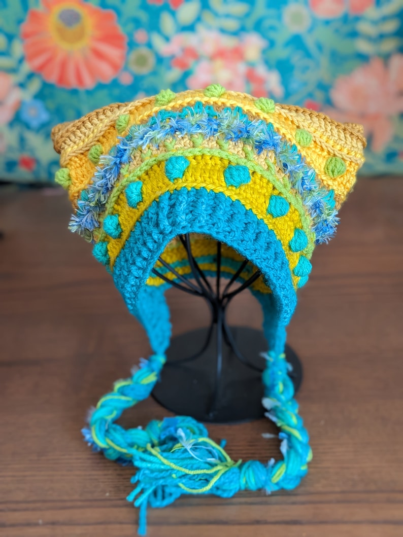Pattern: Cat Sith Beanie / Cat Eared Square Crochet Beanie Hat - Etsy