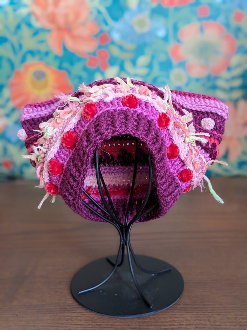 Pattern: Cat Sith Beanie / Cat Eared Square Crochet Beanie Hat - Etsy