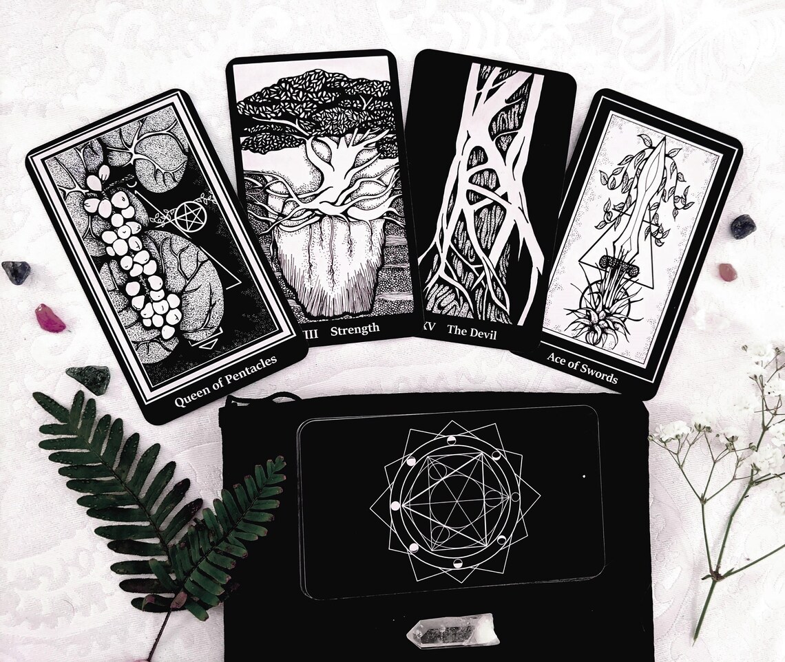 Terra: Botanical Tarot Deck / Plant Ally Deck / 78 Cards Hand - Etsy