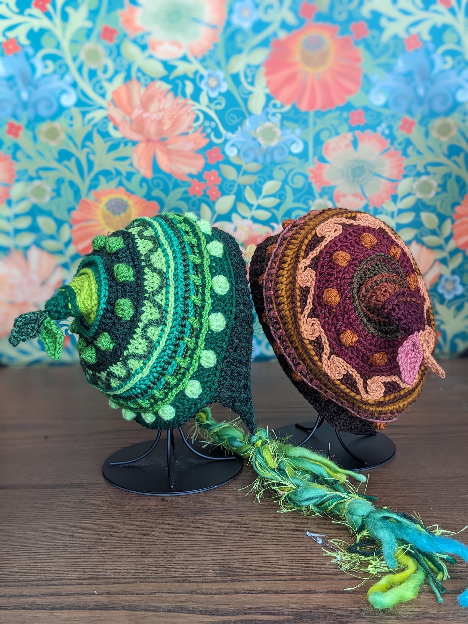 Pattern: Sprout Beanie / Pixie Pointed Beanie With Leaves - Etsy