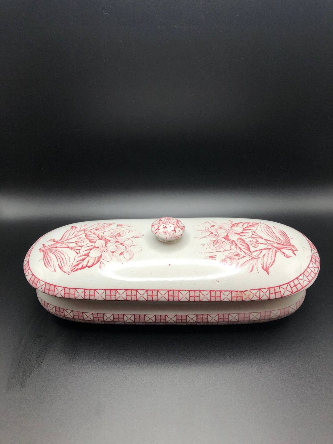 Gorgeous Red and White Floral Checkered Victorian Toothbrush Razor ...