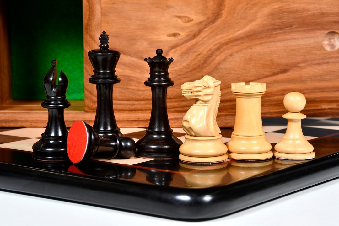 The Staunton Series jaques Pattern Chess Pieces in Ebony & Box Wood 3.4 ...