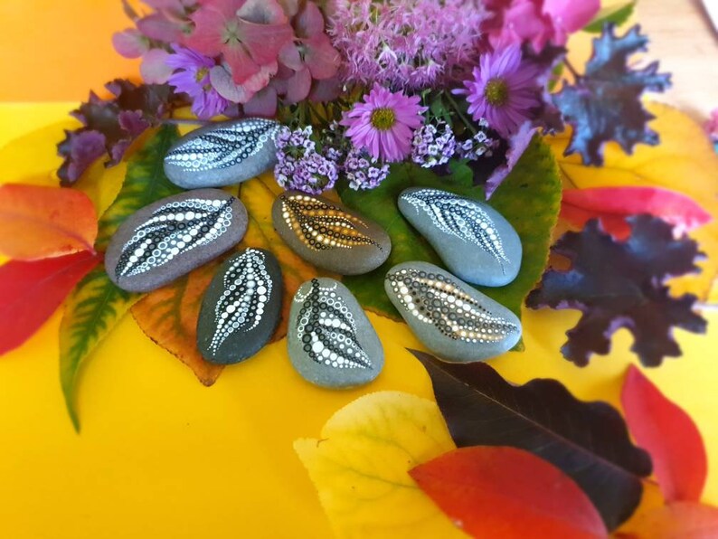 Refrigerator Magnets, Sea Stone Magnets, Painted Pebbles Magnets ...