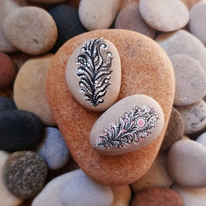 Refrigerator Magnets, Sea Stone Magnets, Painted Pebbles Magnets ...