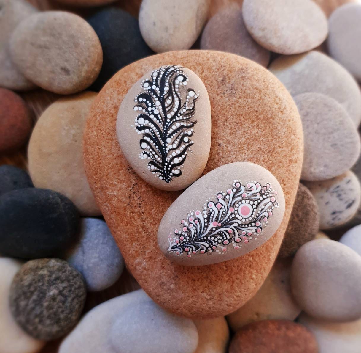 Refrigerator Magnets, Sea Stone Magnets, Painted Pebbles Magnets ...