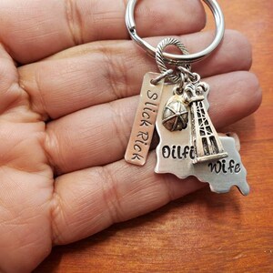 Louisiana Oilfield Wife Key Chain, Louisiana State Keychain, on a Rig ...