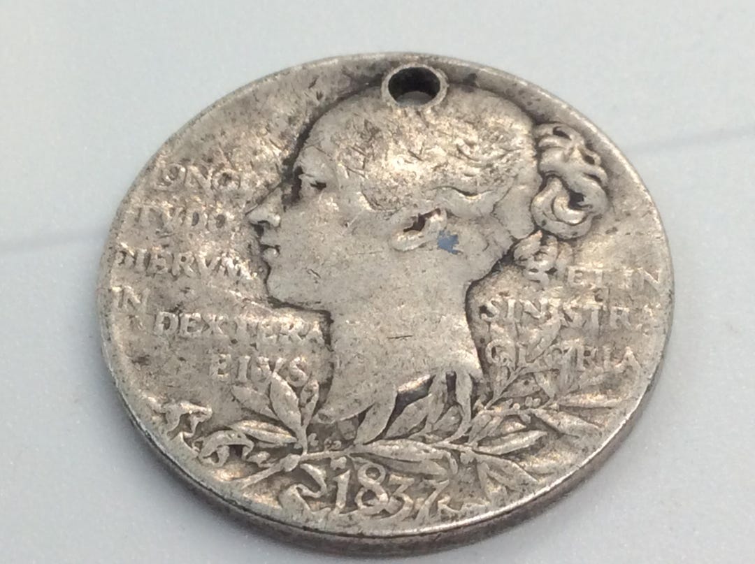 1837 - 1887 Jubilee of Queen Victoria SILVER Commemorative Medallion ...