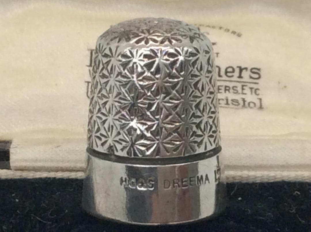 Vintage Dreema Henry Griffith & Sons Silver Tone Thimble. Heavy Thimble ...