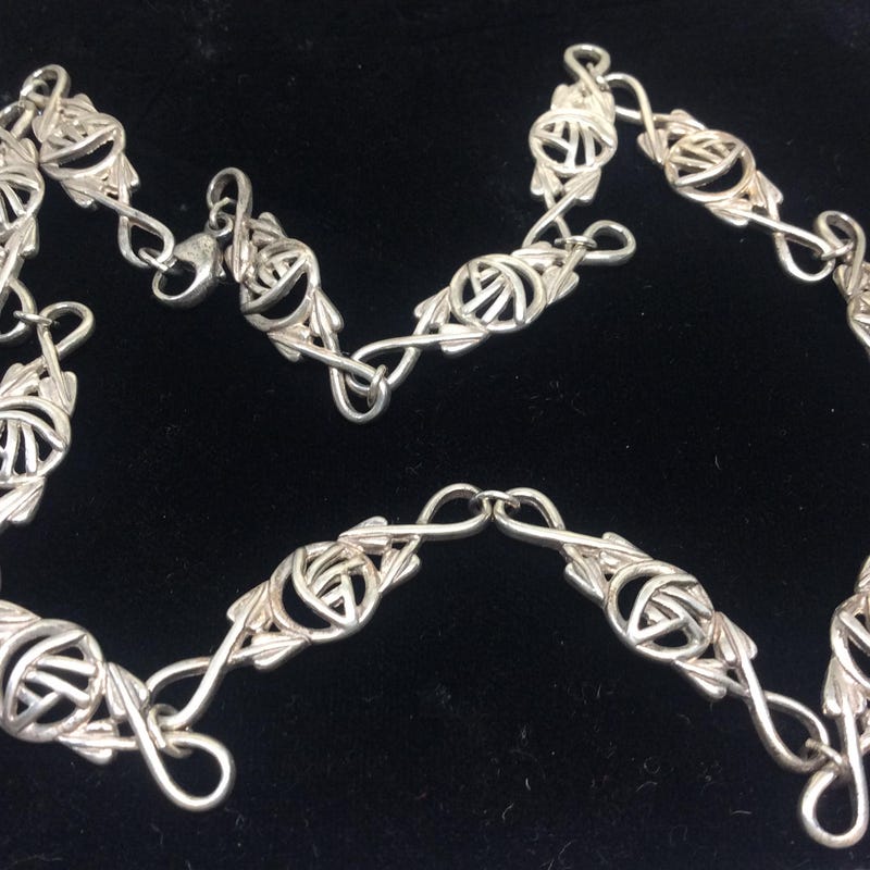 Silver Pendant Rennie - Etsy