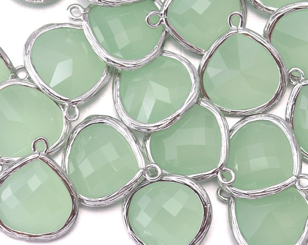 10% OFF (10 Pieces) . Light Mint Glass Pendant . Wholesale Jewelry ...