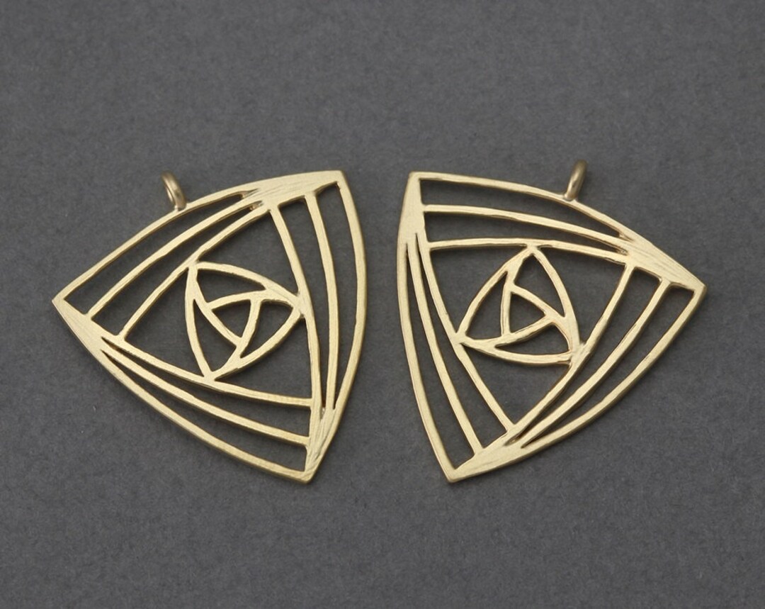 Triangle Brass Pendant . Jewelry Craft Supply . 16K Matte Gold Plated ...