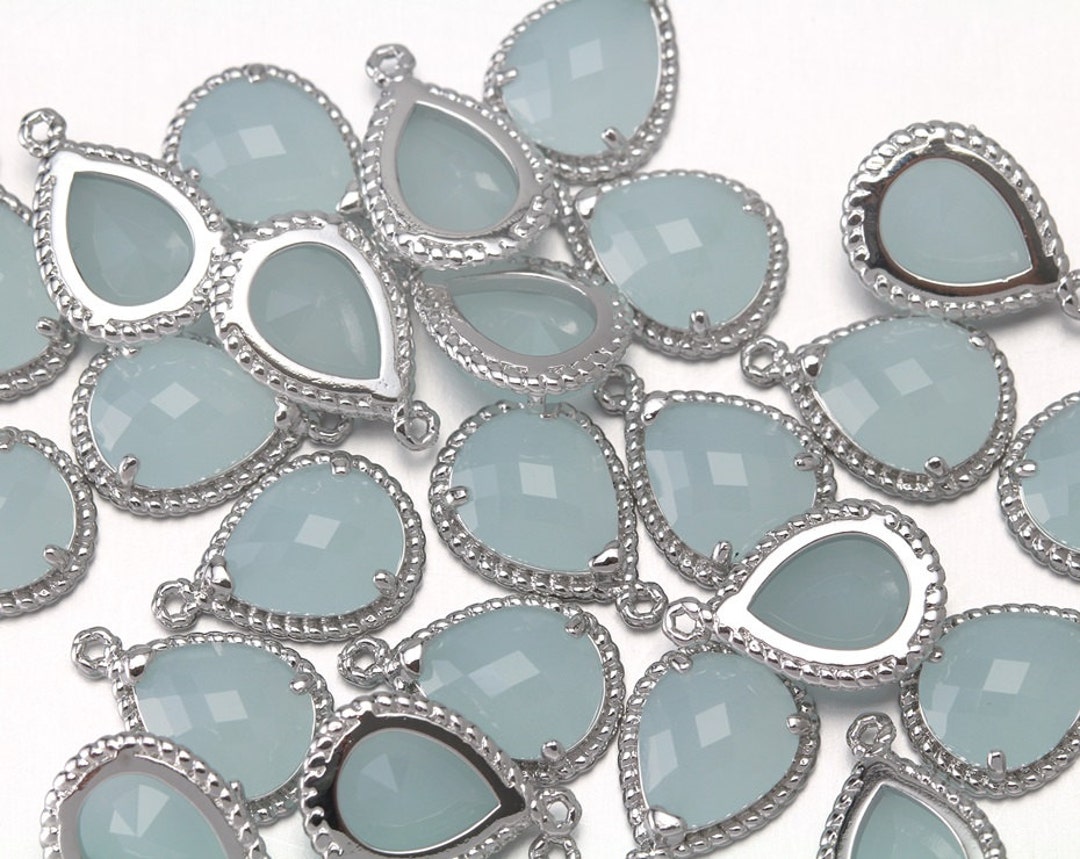 10% OFF (10 Pieces) . Alice Blue Glass Pendant . Wholesale Jewelry ...
