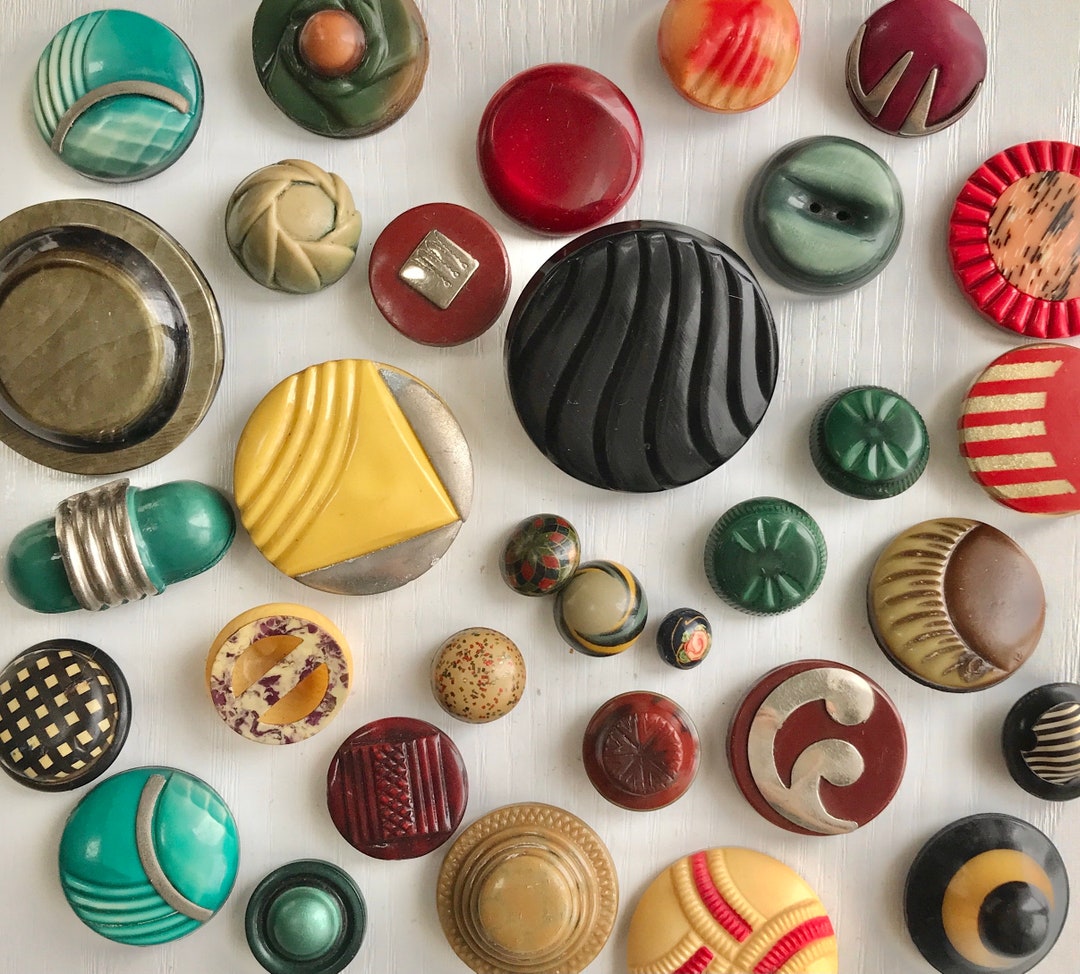 Celluloid-metal Tight-top Buttons, 30 Vintage, Assorted Sizes & Colors ...