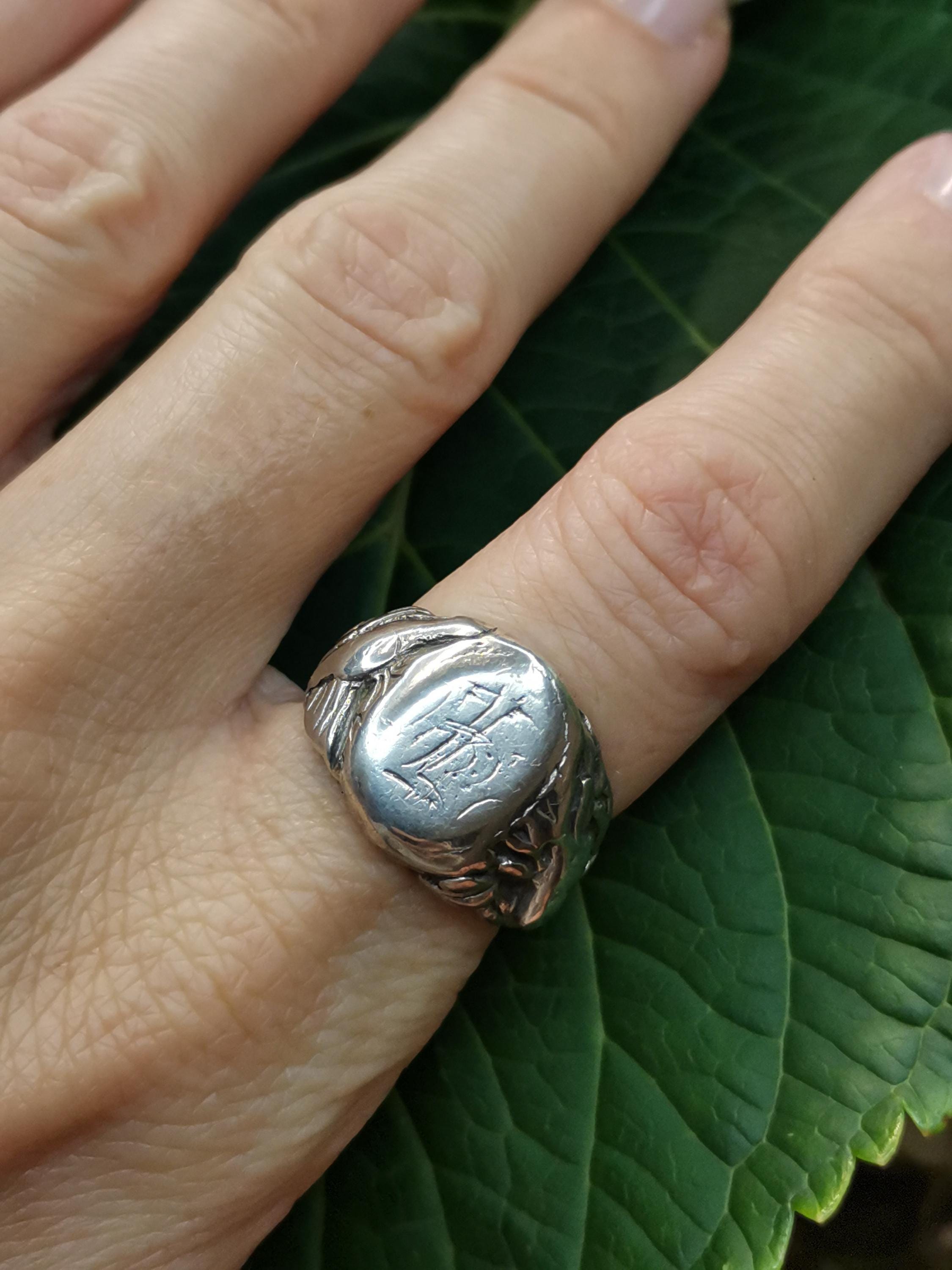 Antique Silver Signet Ring With Hunting Decor, US Size 6 1/2 - Etsy