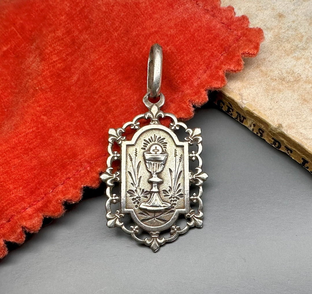 Silver Religious Medal, Fleur-de-lis, French Antique Jewelry - Etsy