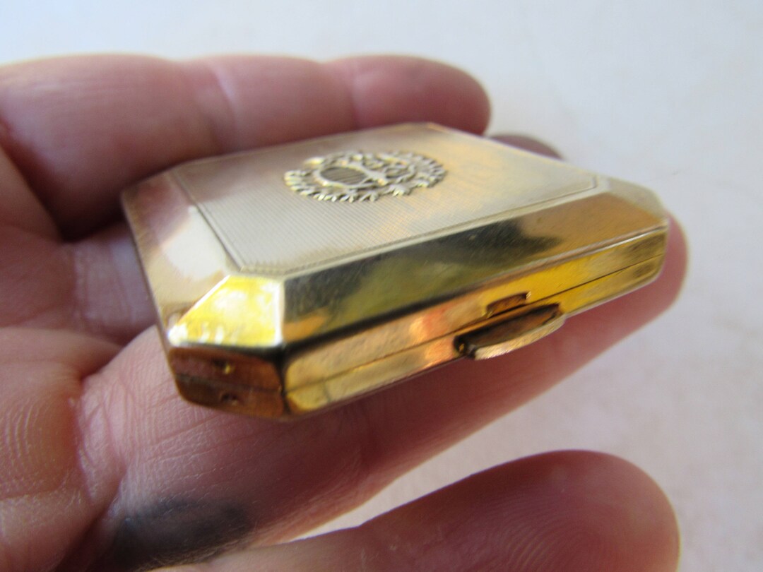 Vintage Richard Hudnut Small Gold Toned Compact With Makeup - Etsy