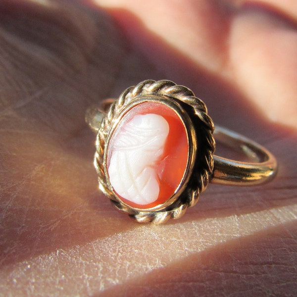 Cameo Ring - Etsy