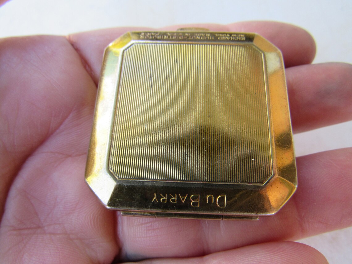 Vintage Richard Hudnut Small Gold Toned Compact With Makeup - Etsy