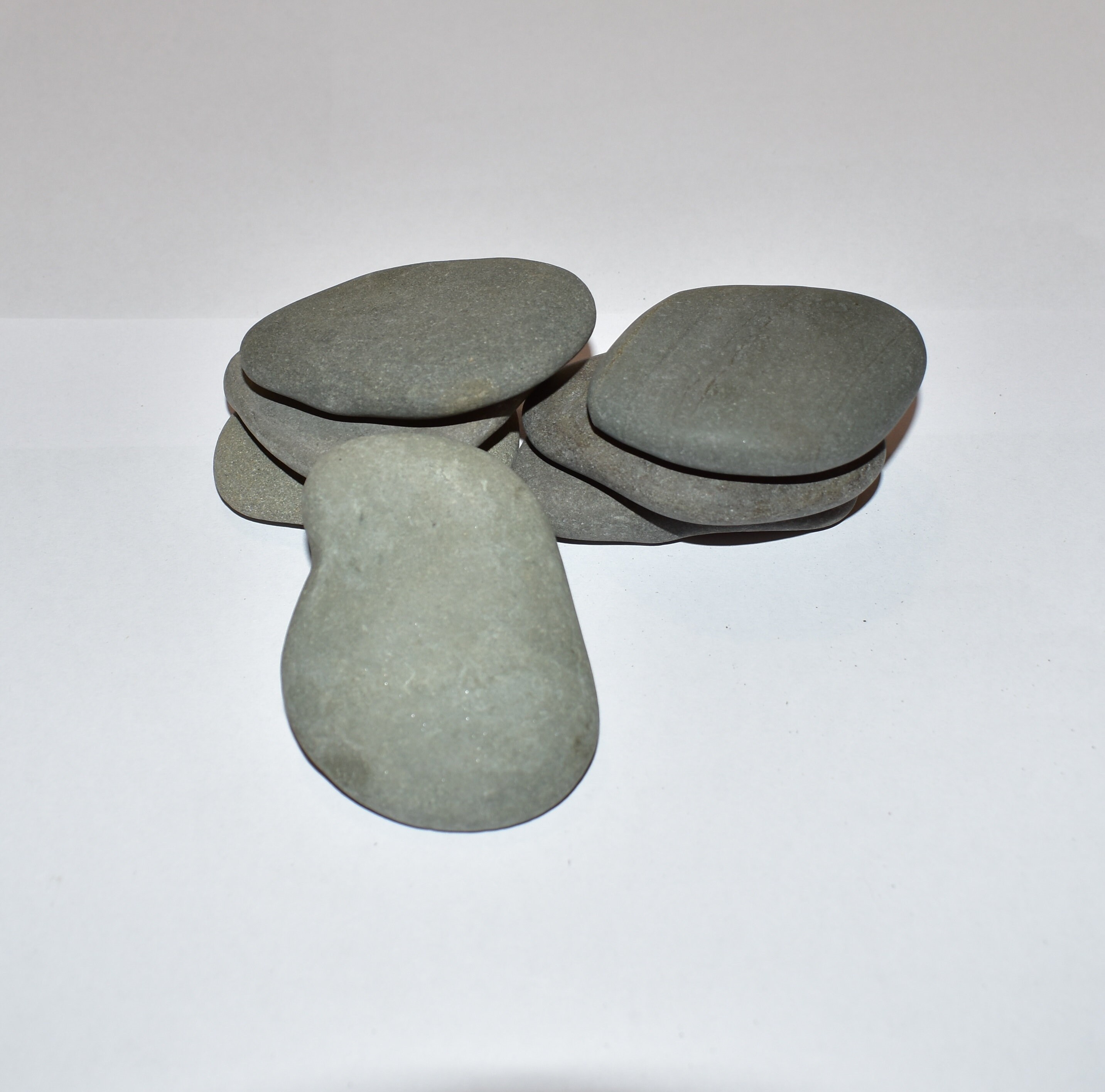 7 Large Flat Beach Stones Beach Rocks 2.16 to 2.56 Smooth Gray Stones ...