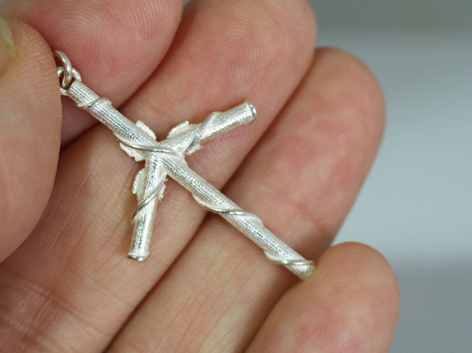 Grapevine Cross Necklace | Christian Cross Pendant | Small Gold Cross ...