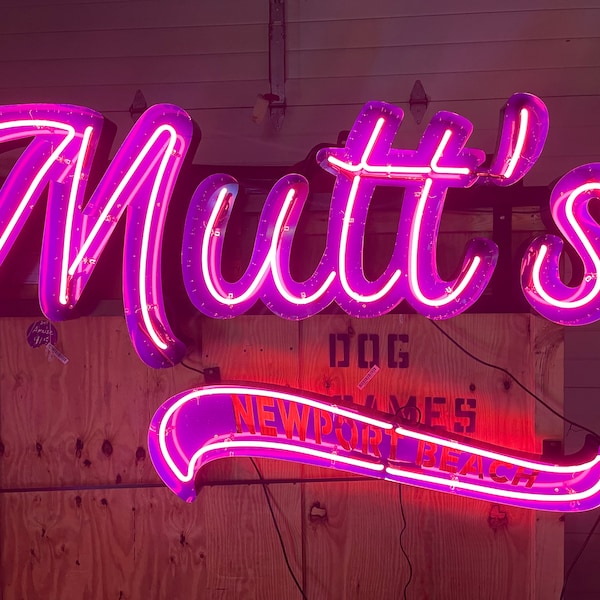 Vintage Neon Sign - Etsy
