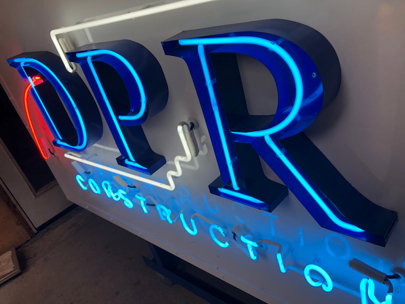 Neon, Logo Neon Sign, Neon Signs, Real Neon, Custom Signs, Marquee ...