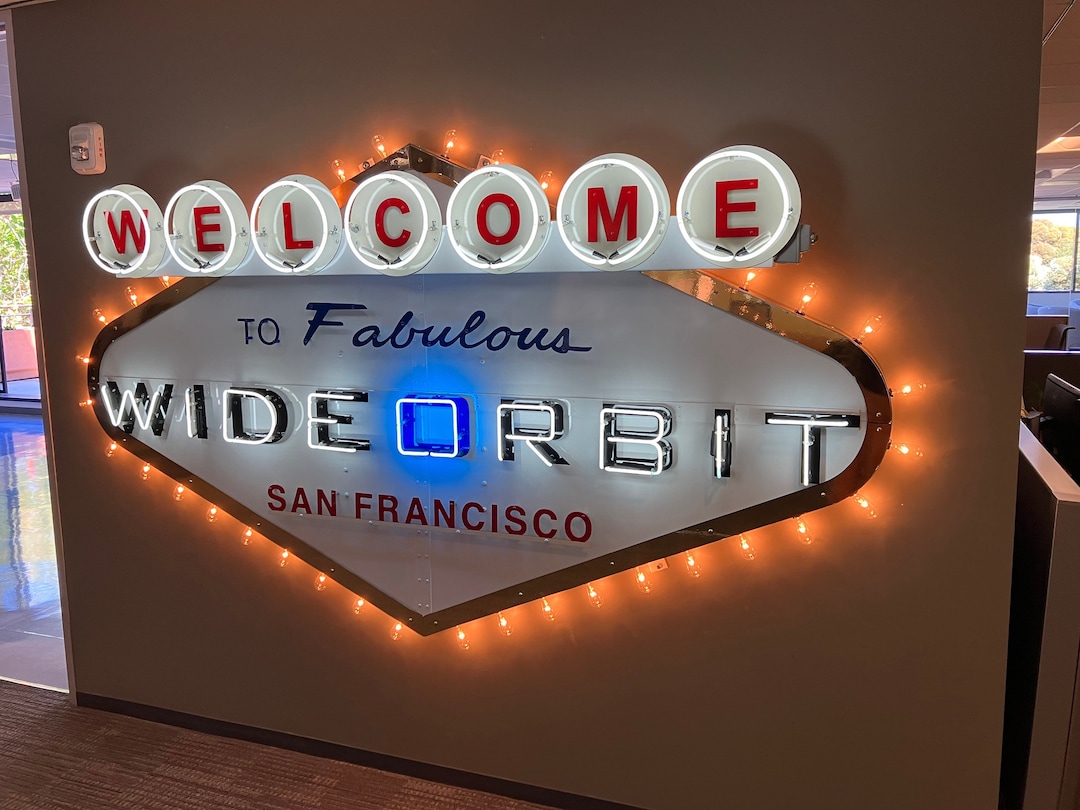 Las Vegas Sign, Neon Signs, Custom Business Sign, Custom Signs, Marquee ...