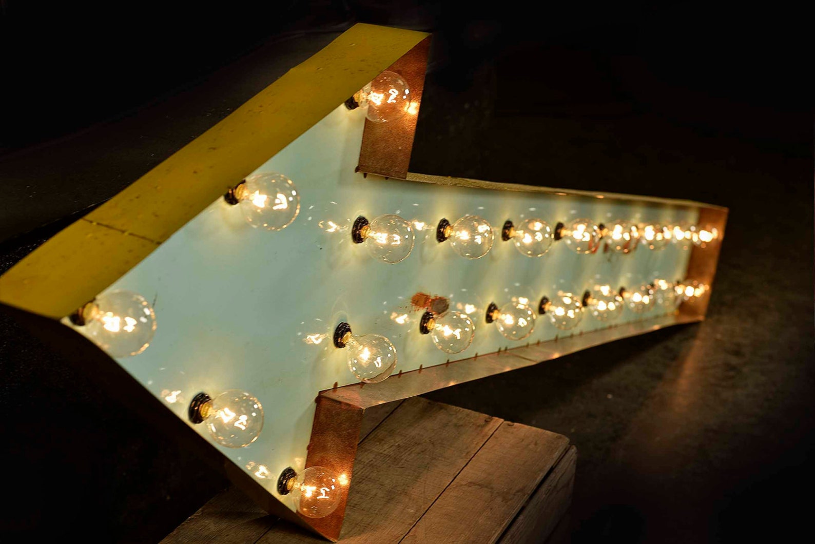 Marquee Arrow, Double Bulbs, Marquee Sign, Marquee Arrow, Lighted Metal ...