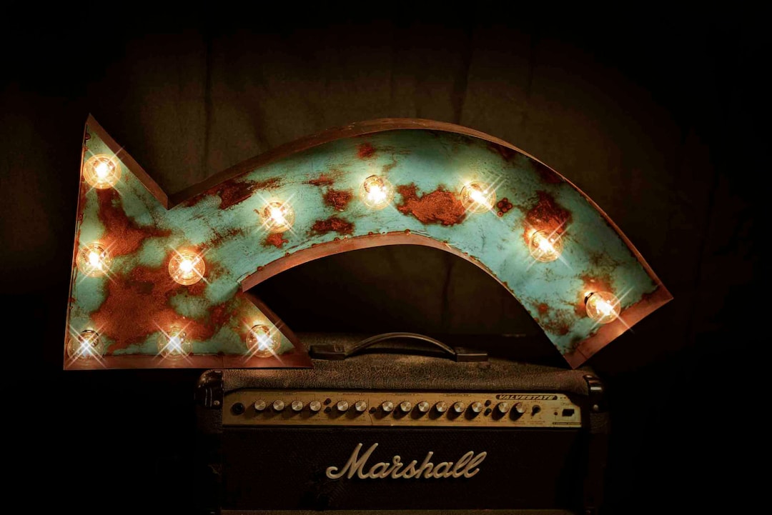 Marquee Arrow, Marquee Sign, Marquee Arrow, Lighted Metal MARQUEE SIGN ...