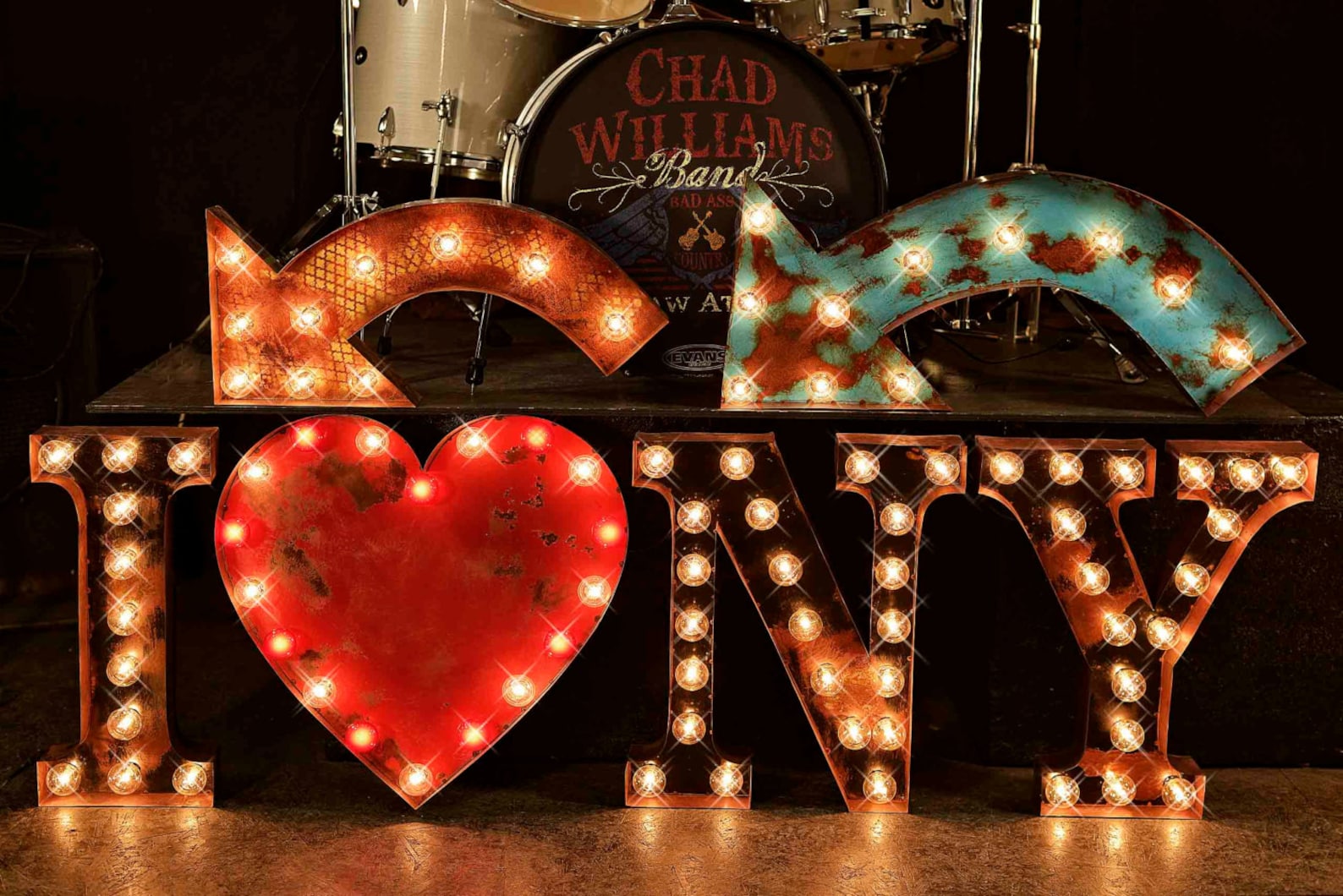 Marquee Arrow, Marquee Sign, Marquee Arrow, Lighted Metal MARQUEE SIGN ...
