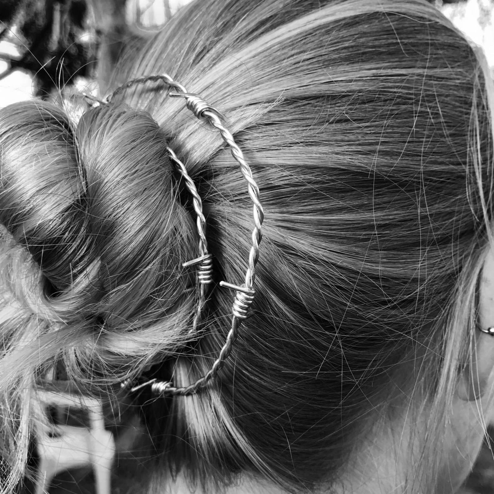 By the Foot Barbed Wire Flexible - Wrap Around Anything - Jewelry ...