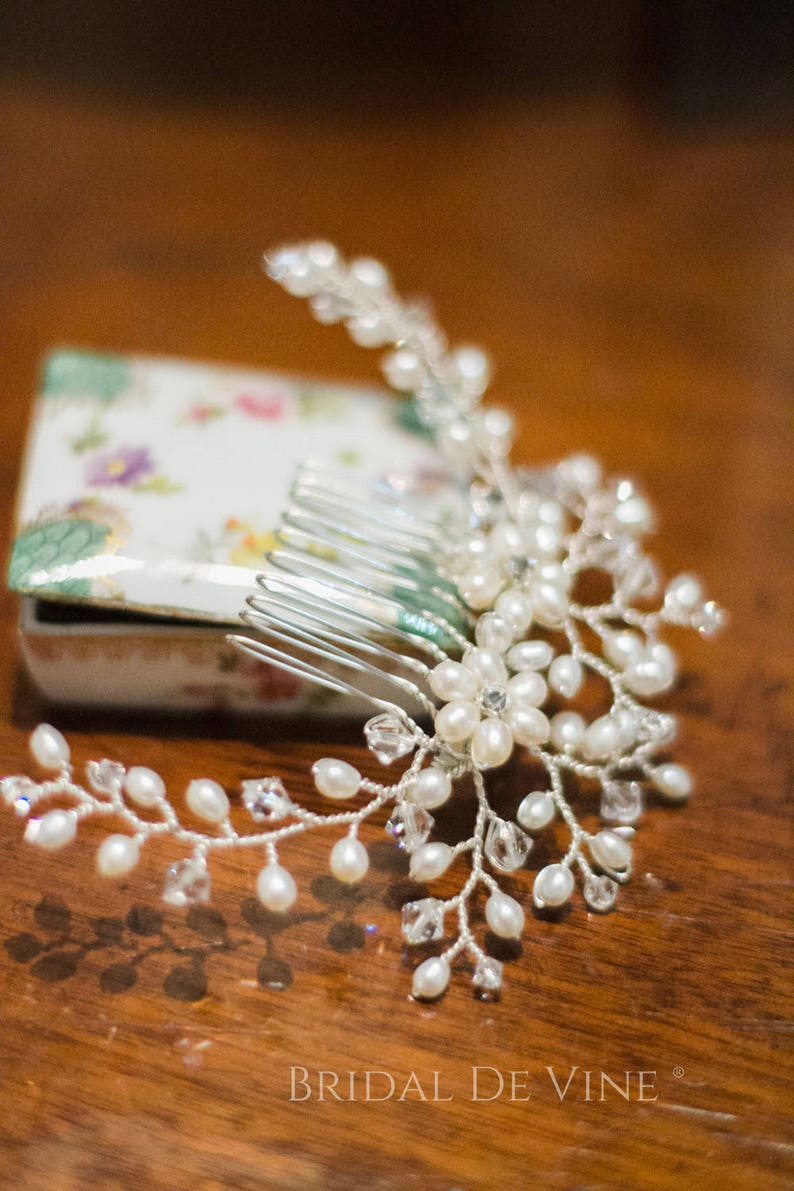 Bridal Hair Comb Pearl and Crystal Flower Spray Hair Comb | Etsy
