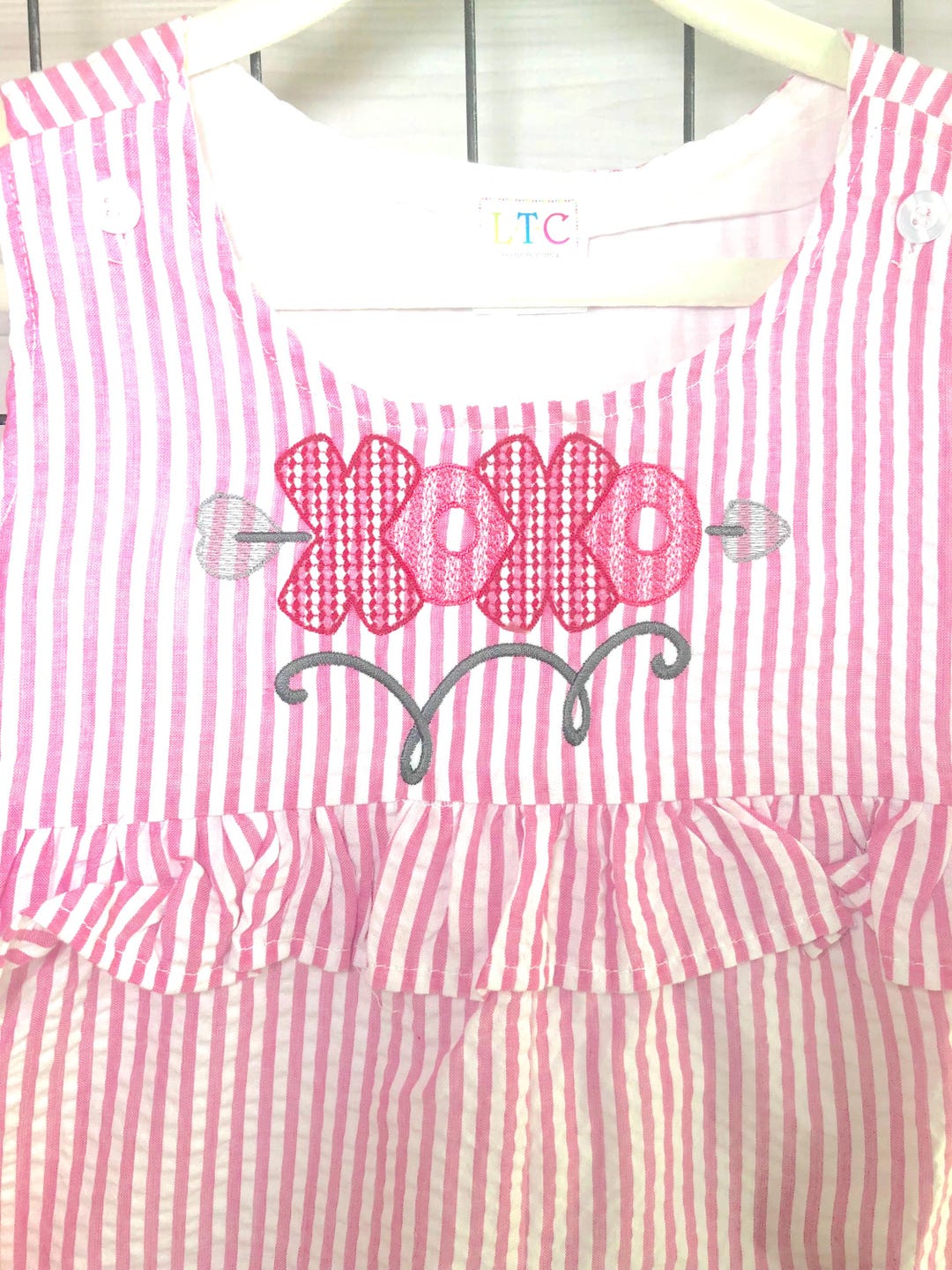 XOXO Arrow Motif Filled Machine Embroidery Design - Etsy