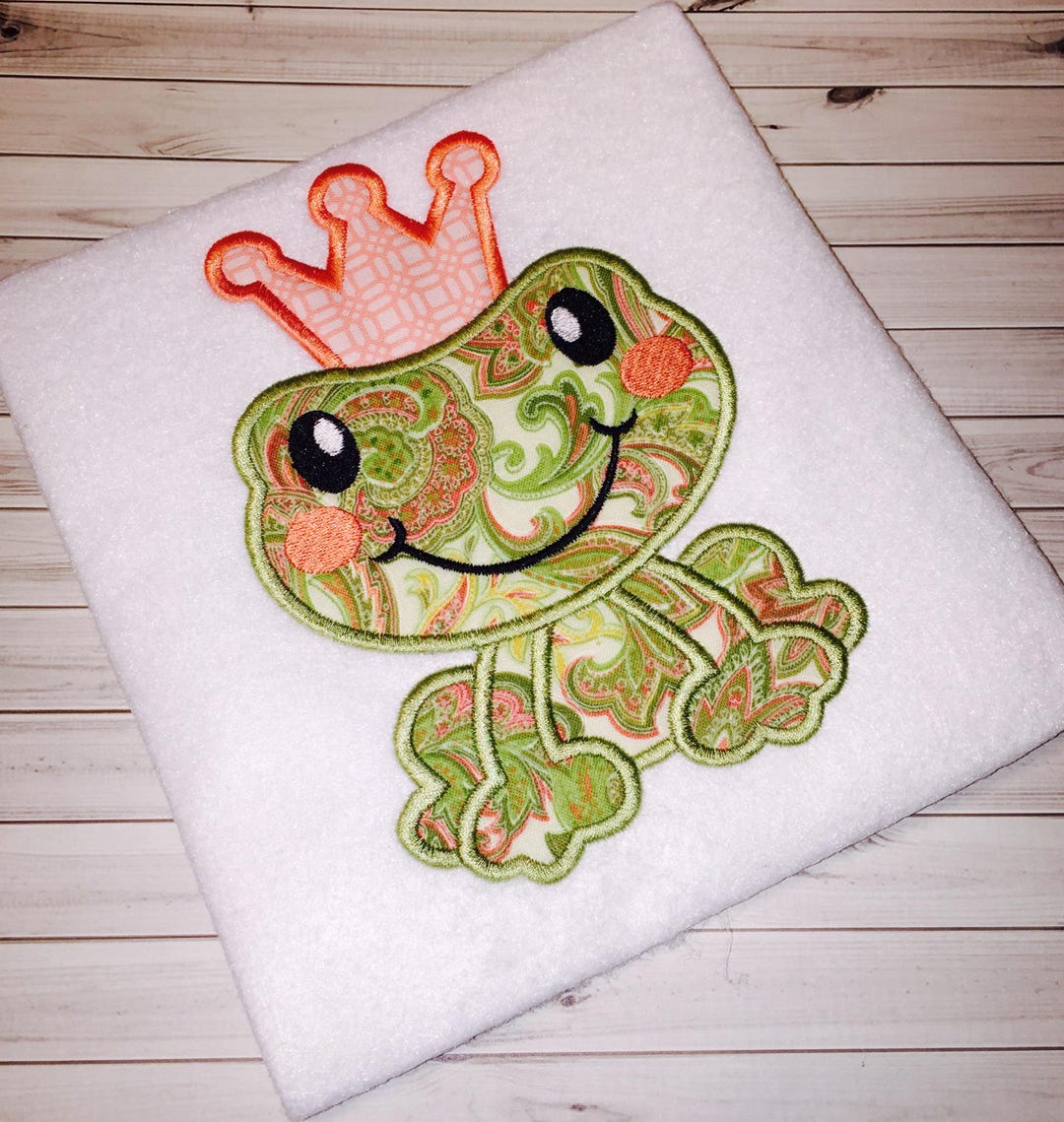 Frog Wearing Crown Appliqué Machine Embroidery Design - Etsy