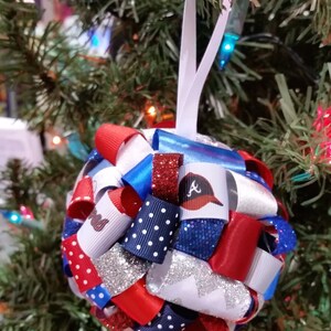 Atlanta Braves or Other MLB Teams Ribbon Topiary-style Ornament - Great ...