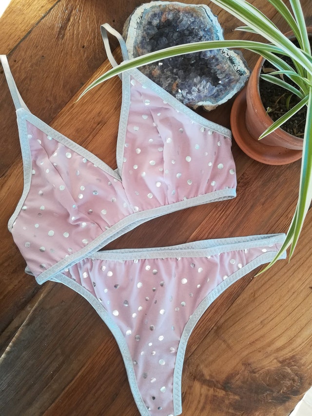 MakesCraftsNotWar - Etsy