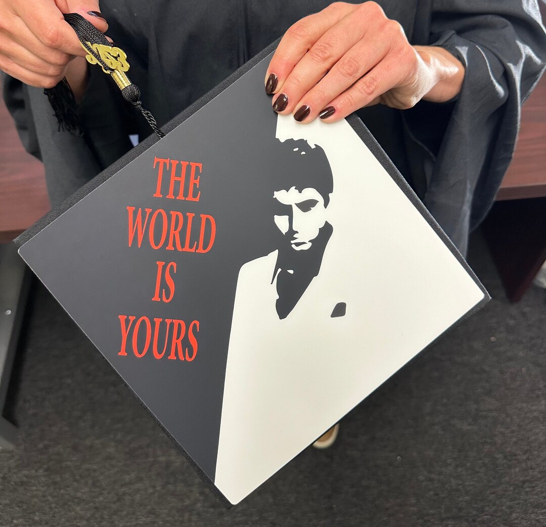 Grad Cap Topper the World is Yours - Scarface , Graduation Cap ...