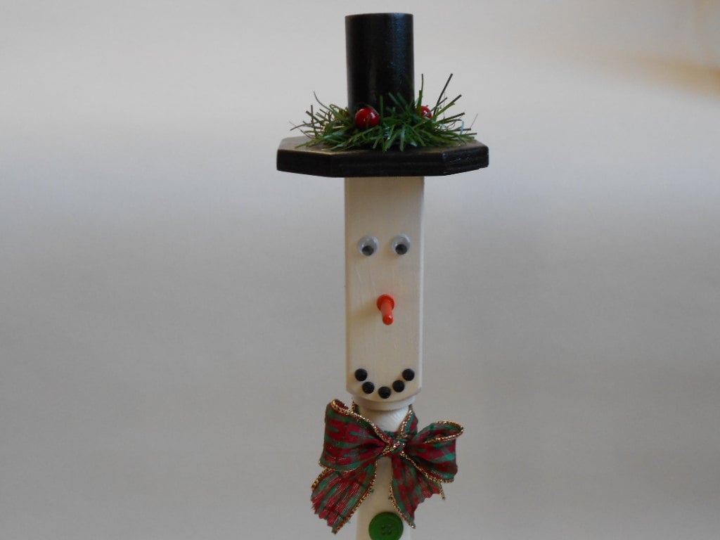 Wooden Spindle Snowman With Green Color Theme - Etsy
