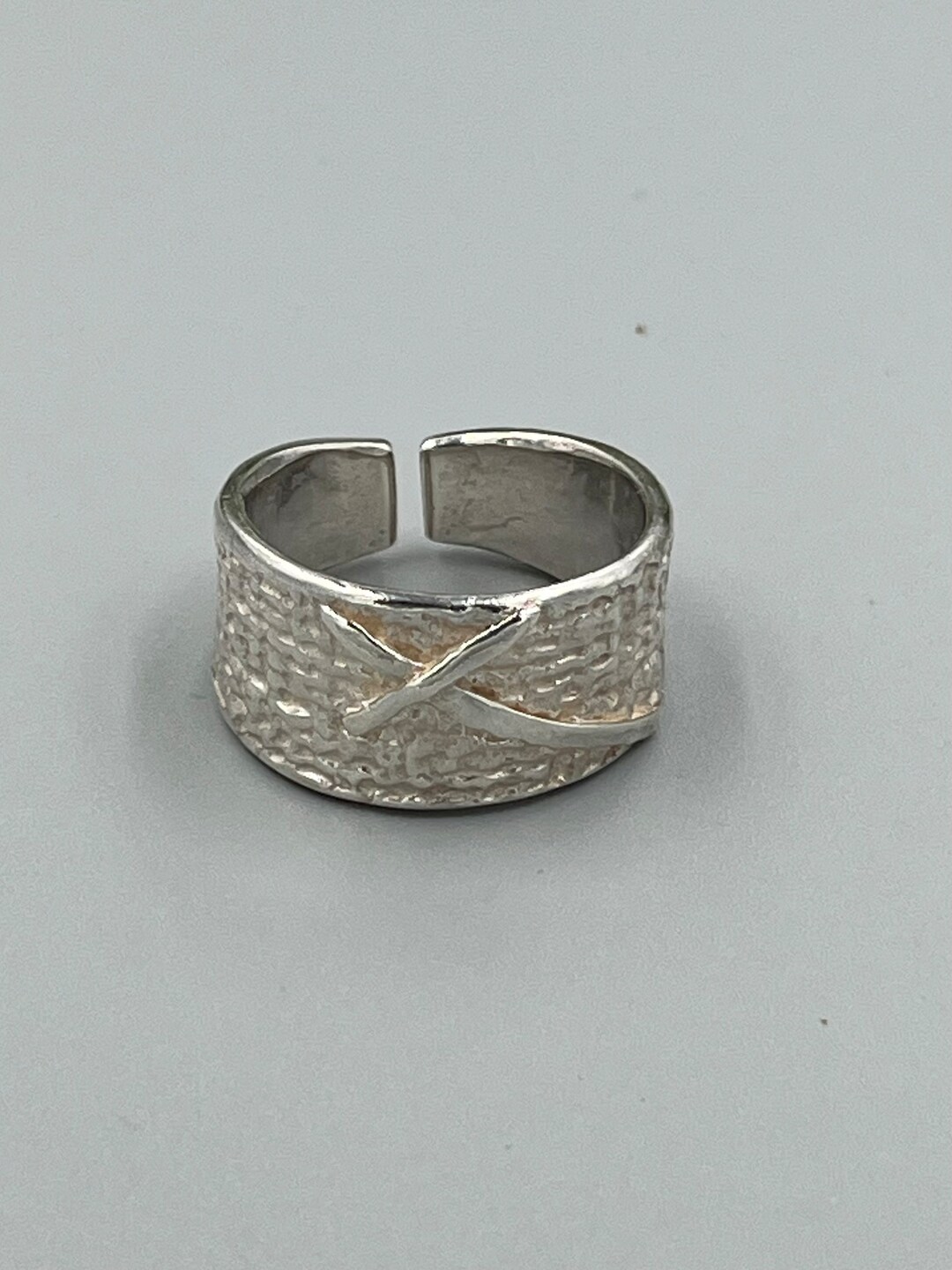 Sterling Bold Band Ring Textured Design Wide Marked 925 Silver Estate ...