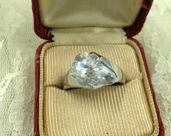 Camille Lucie Ring | Etsy