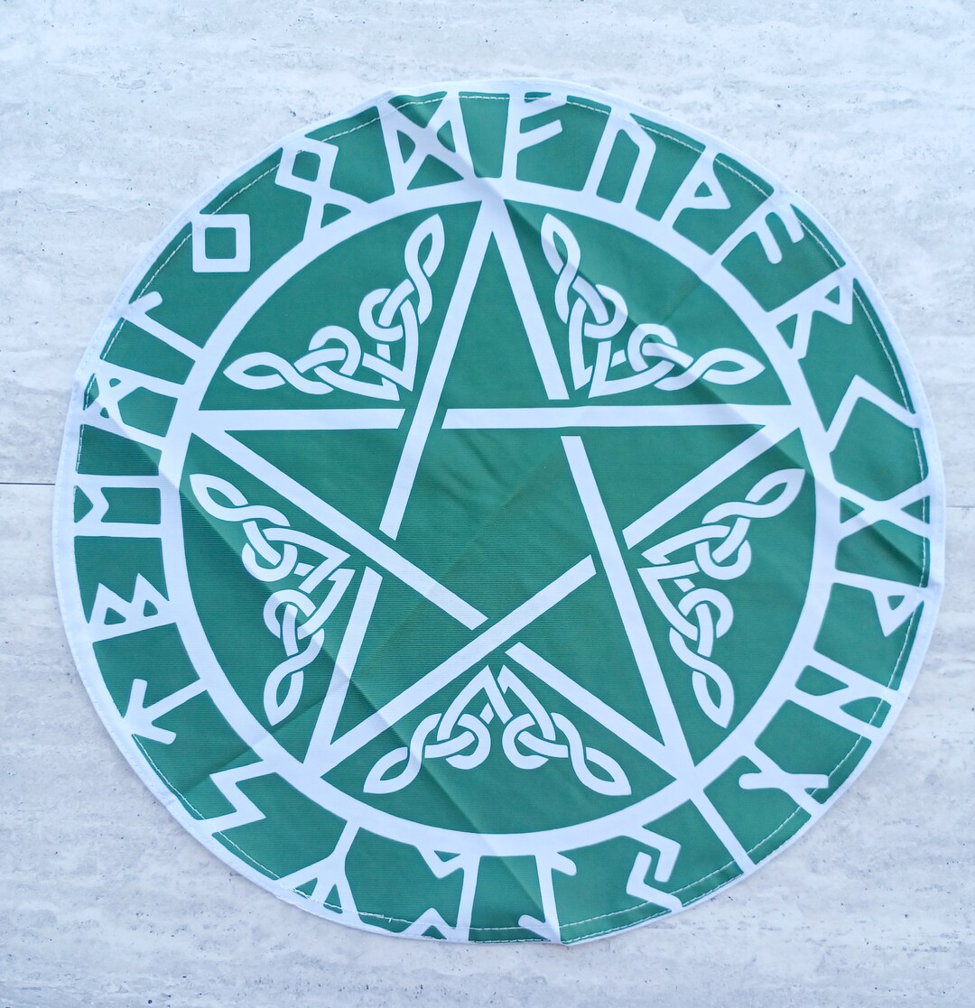 Druid Pentagram With Elder Futhark Runes Divination Casting Cloth - Etsy