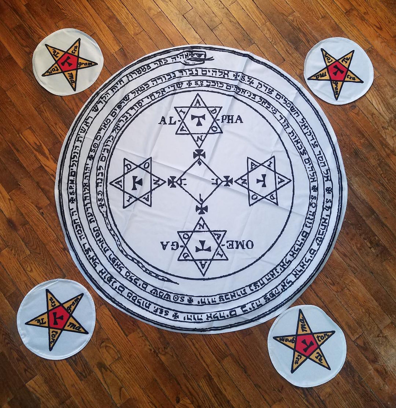 WHITE Goetia Snake UNCOLORED Ritual Circle Cloth - Etsy