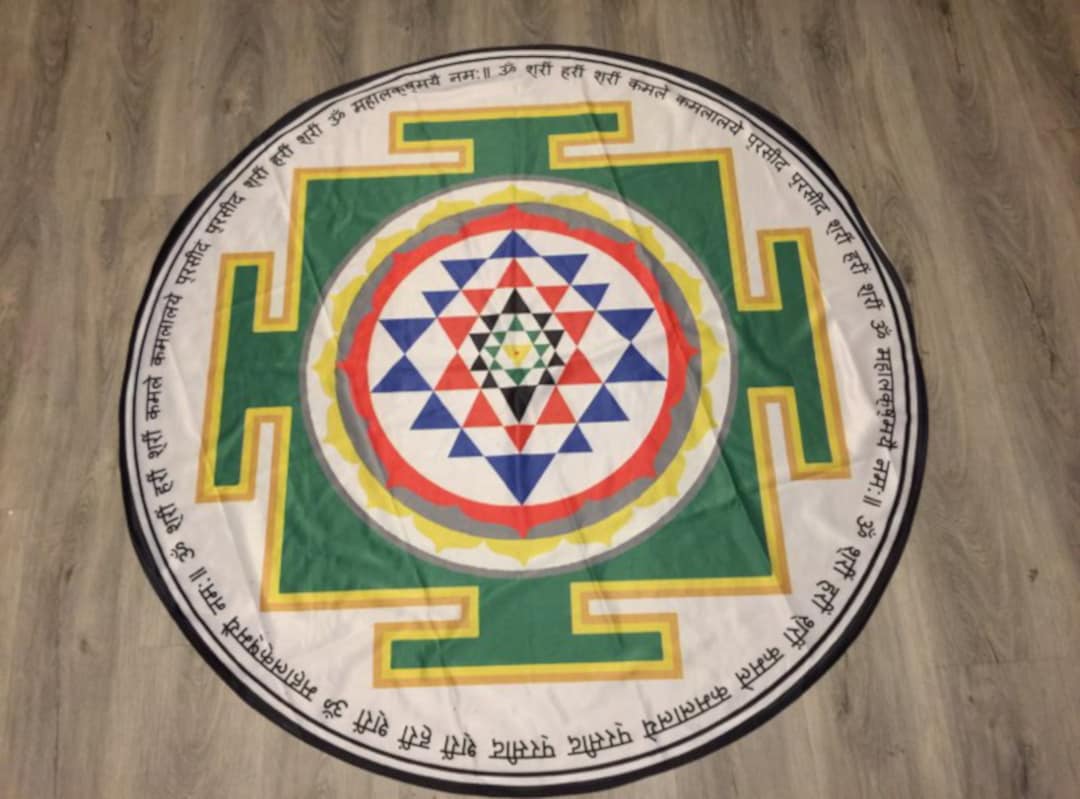 Shri Yantra Ritual Circle Cloth - Etsy