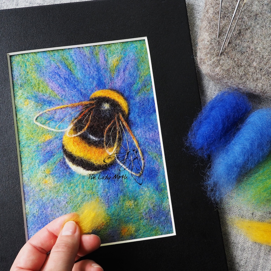 Bumblebee Wool Painting - VIDEO TUTORIAL by the Lady Moth - Bee Needle ...