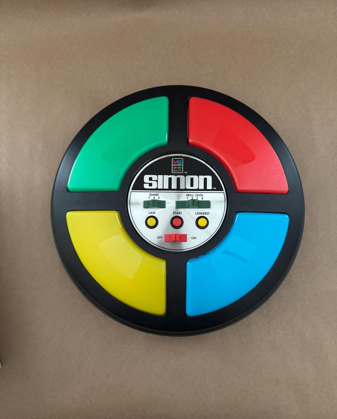 Vintage Milton Bradley A Computer Controlled Game SIMON Think Fast ...