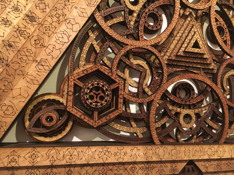 Triangle Mandala Pyramid: Laser Cut Wood Wall Art Meditation Delta ...