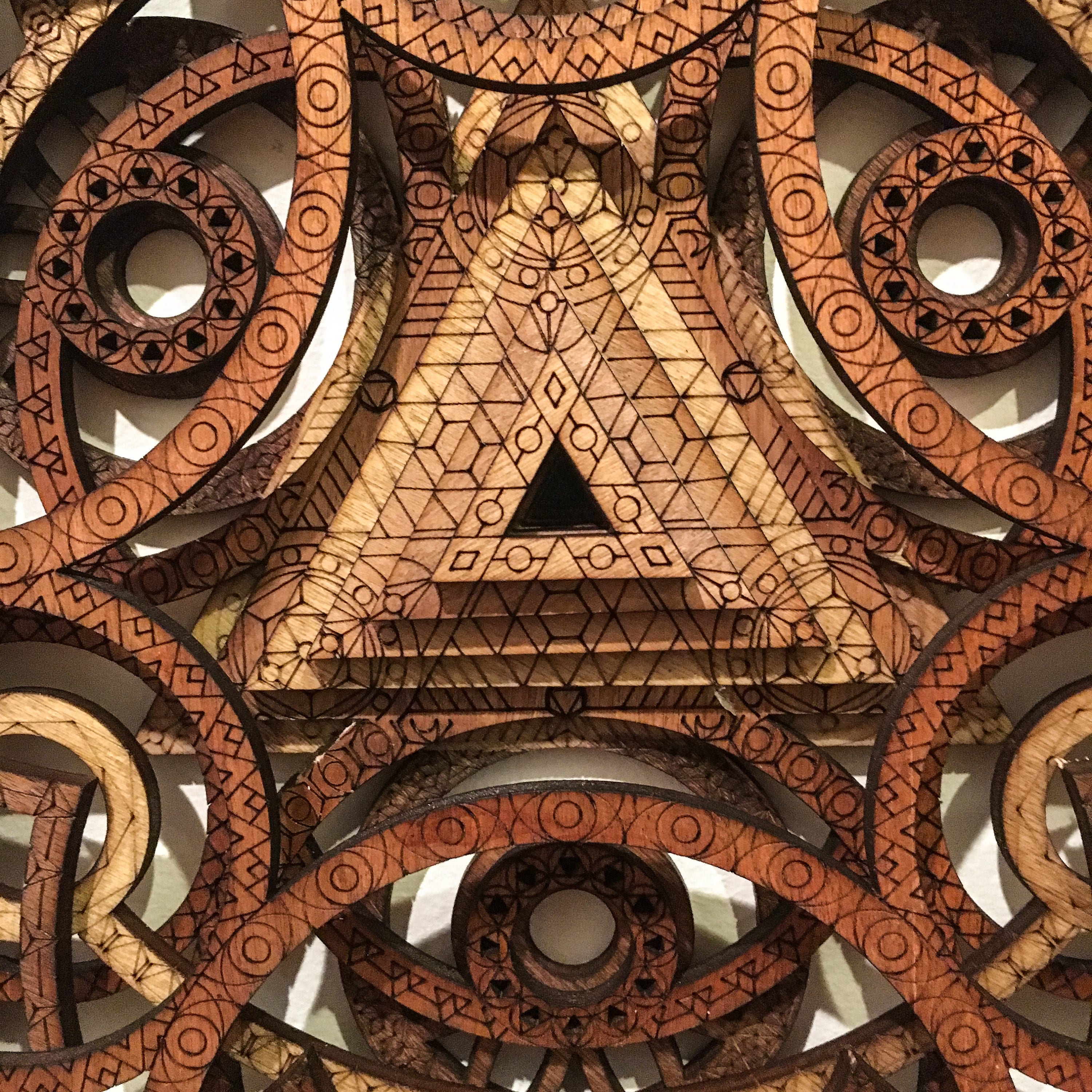 Triangle Mandala Pyramid: Laser Cut Wood Wall Art Meditation Delta ...